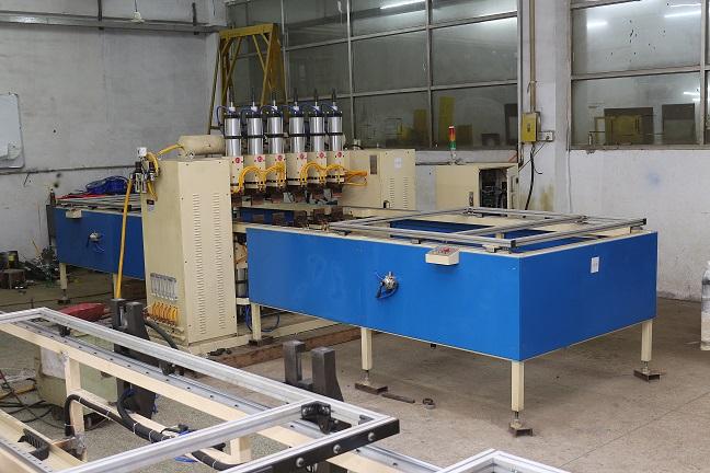 Condenser Refrigerator Bundy Tube Wire Welding Machine Wire Mesh ...